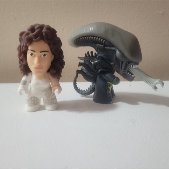 Toys | Alien Titans Presuit Ripley Acid Alienfigures | Poshmark